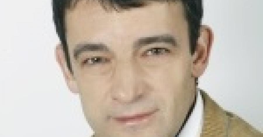 Francesco Caselli | International Growth Centre