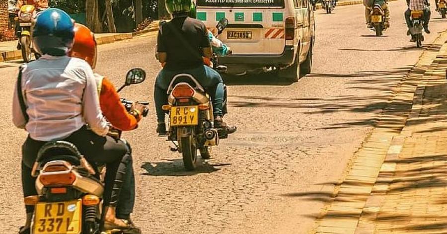 A road map for e-mobility transition in Rwanda | International Growth ...