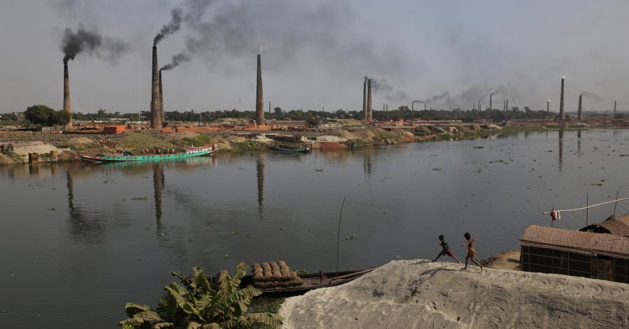 Projecting emissions: Assessing strategies to protect the planet and ...